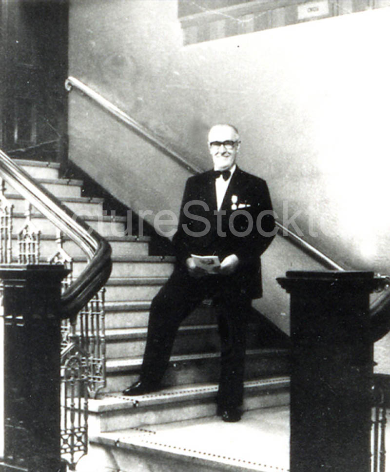 Manager at the Hippodrome | Picture Stockton Archive