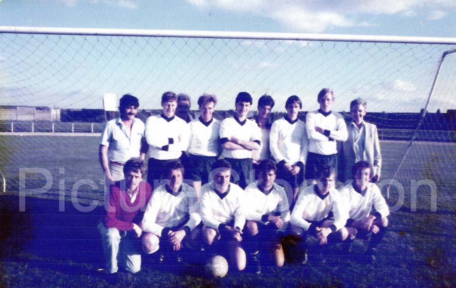 Riverside Inn Football Team | Picture Stockton Archive