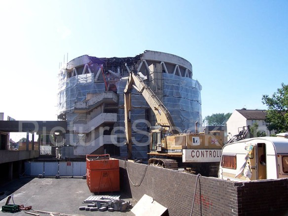 Demolition of La Ronde c2006 | Picture Stockton Archive