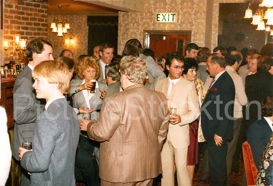 Opening of the Riverside Inn, Thistle Green | Picture Stockton Archive